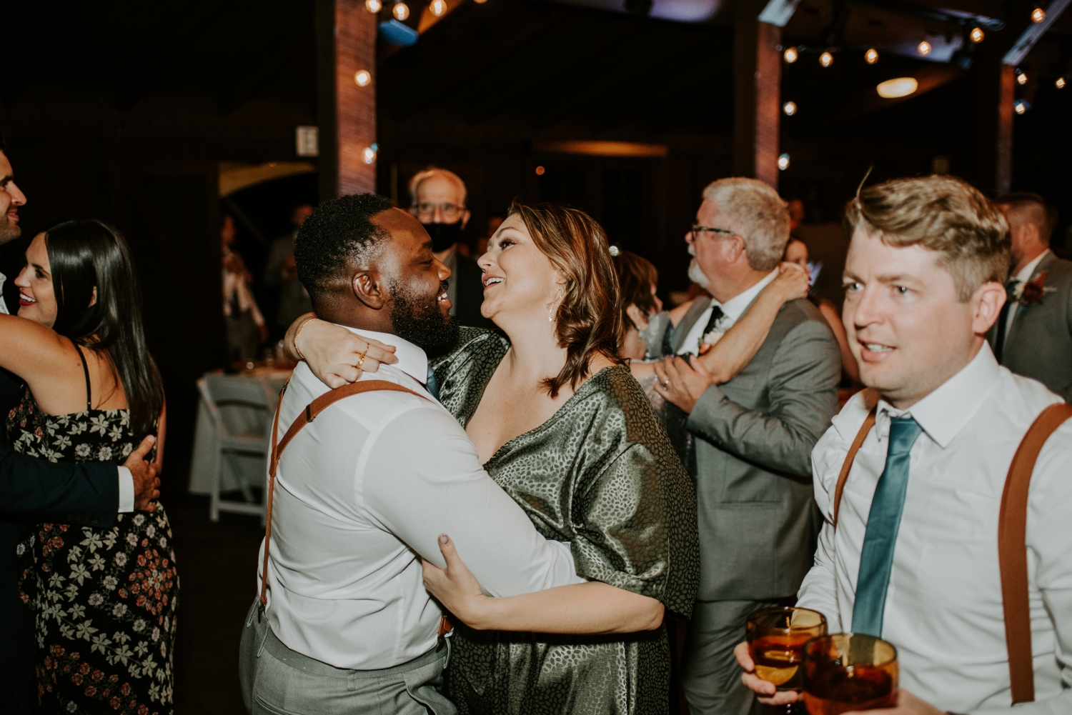 Cleveland Wedding DJ - Synapse Entertainment